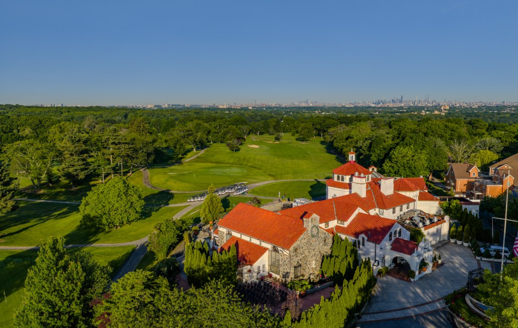 Douglaston Golf Course - GolfNYC